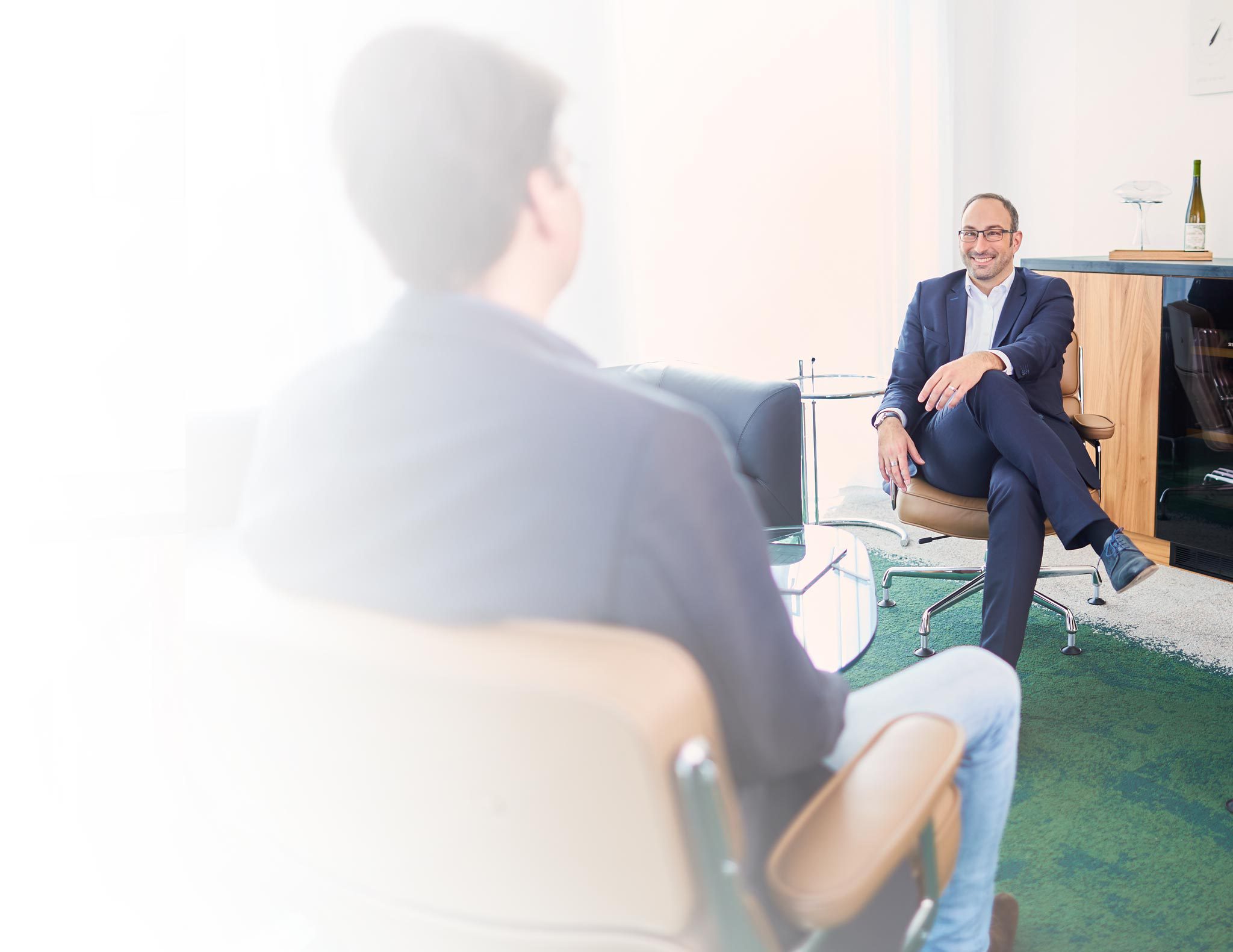 Nehmen Sie Kontakt mit uns auf! Thomann Executive.